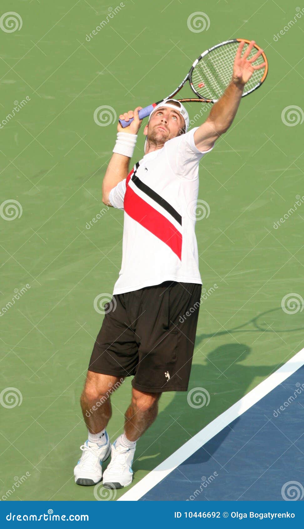 Male Professional Tennis Player Serve Editorial Photography - Image of ...