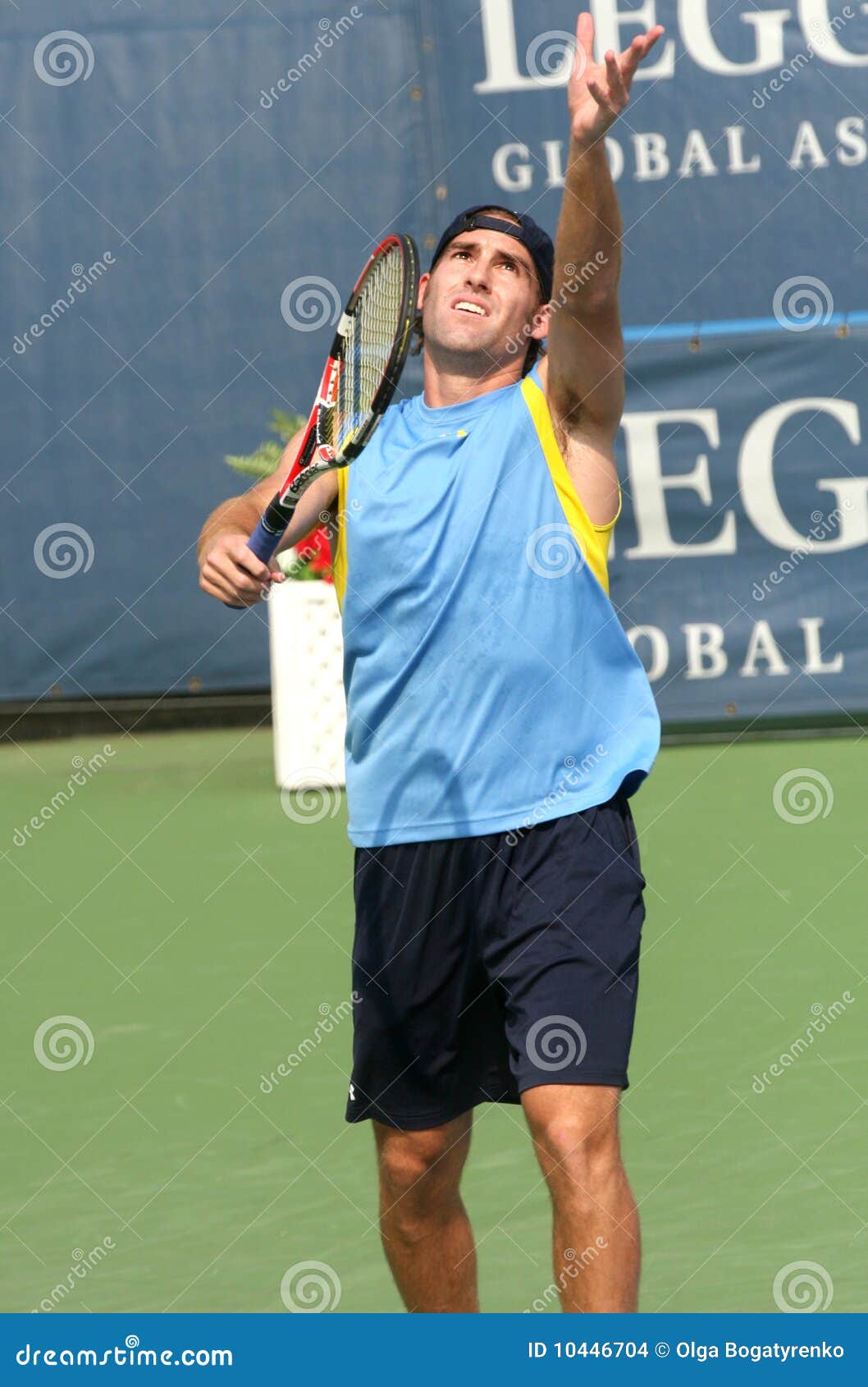 Male Professional Tennis Player Serve Editorial Stock Image - Image of ...