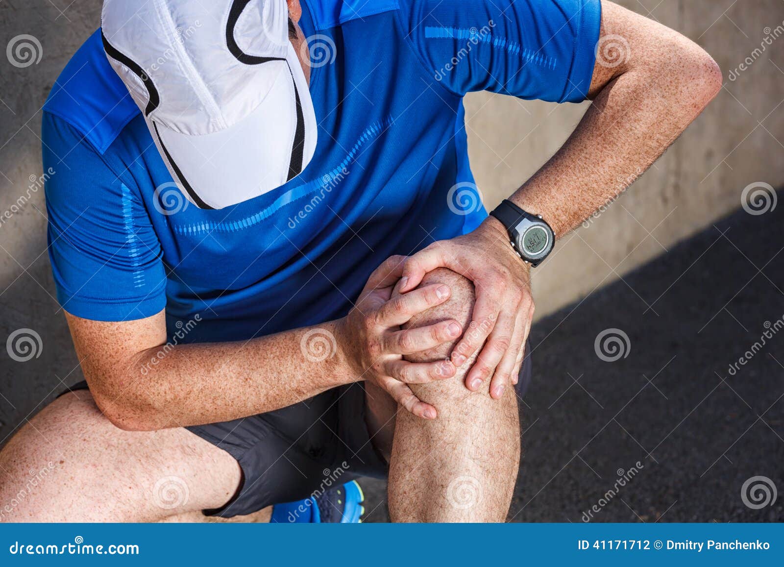 Male Runner Having Problems in Knee Stock Photo - Image of copyspace ...