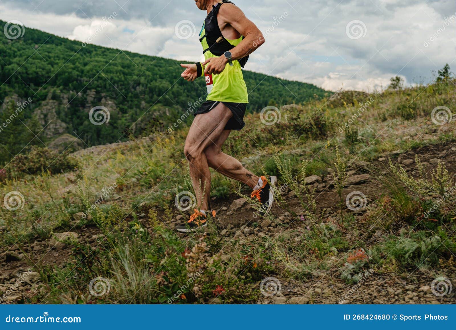 Male Runner Running Down Mountain Editorial Image - Image of marathon ...