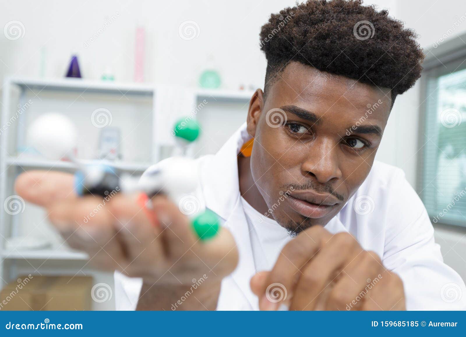 Male Scientist Experimenting Molecule Structure Stock Image - Image of ...