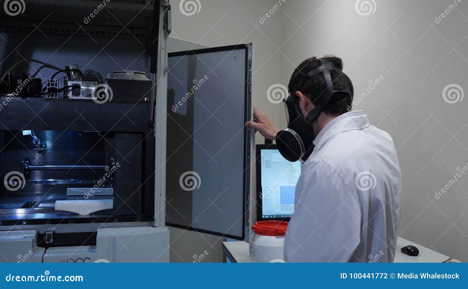 Male Scientist in a Gas Mask in Laboratory Editorial Photography ...