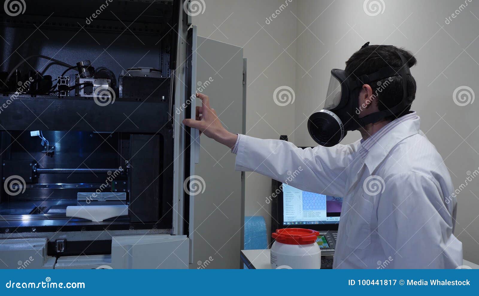 Male Scientist in a Gas Mask in Laboratory Editorial Photography ...