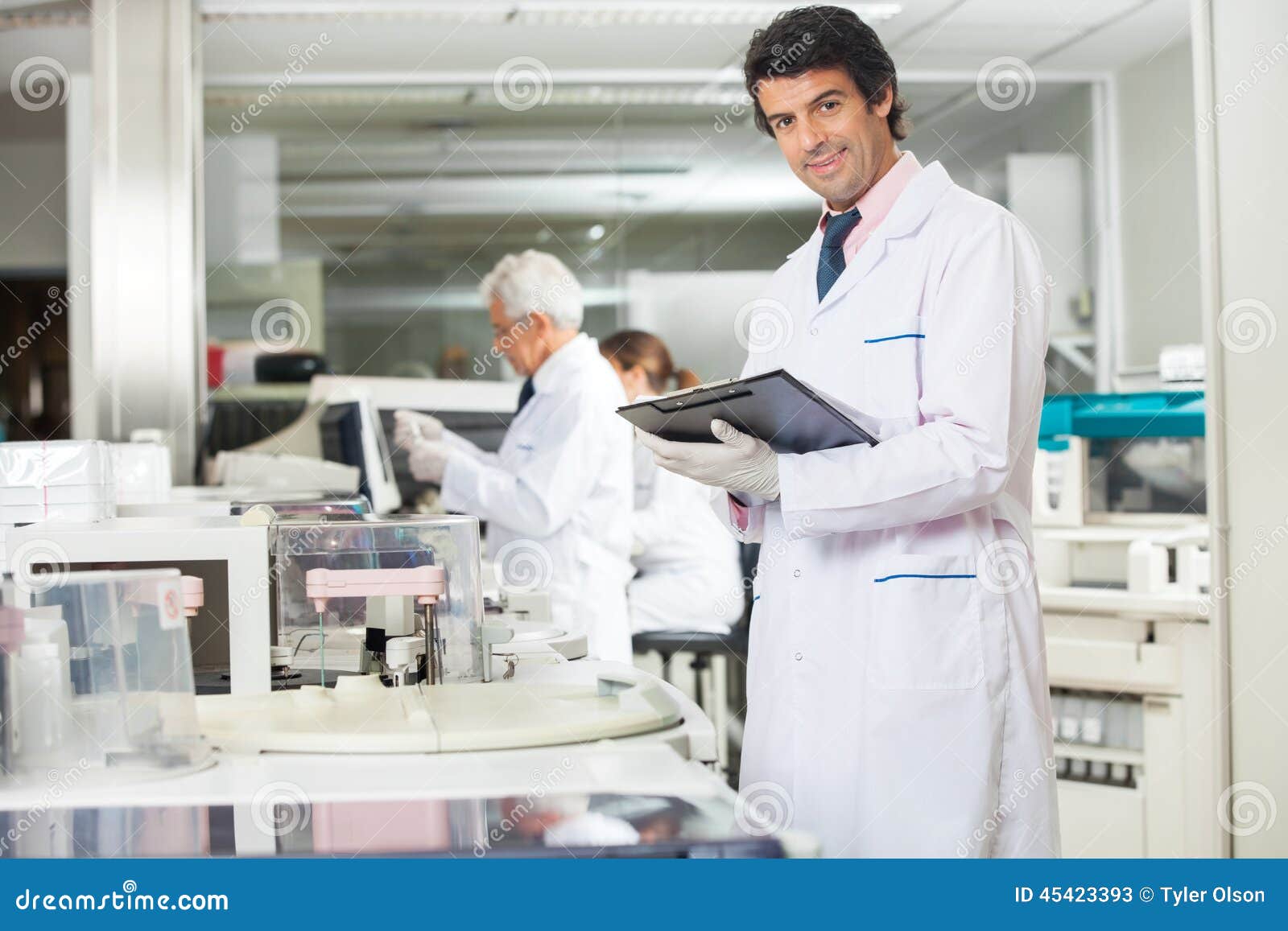 Male Technician with Clipboard Stock Image - Image of equipment, person ...