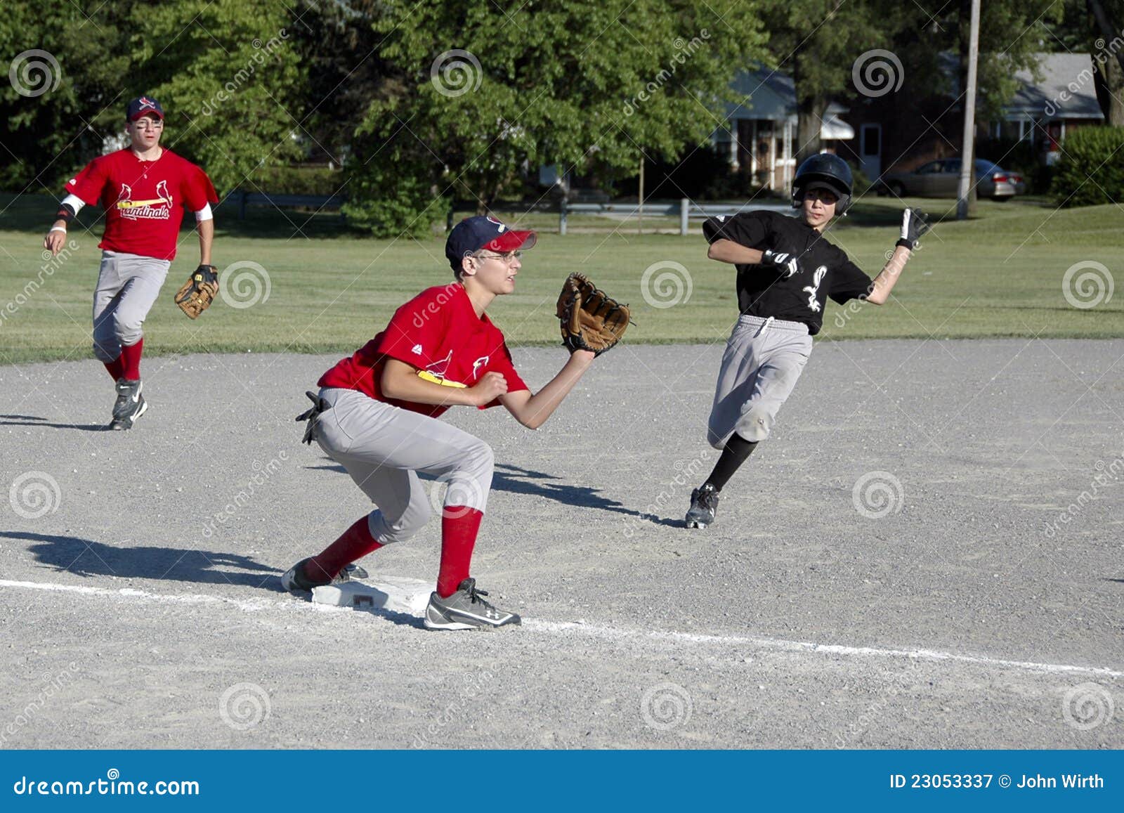 Male Youth Baseball Action editorial photography. Image of motion ...