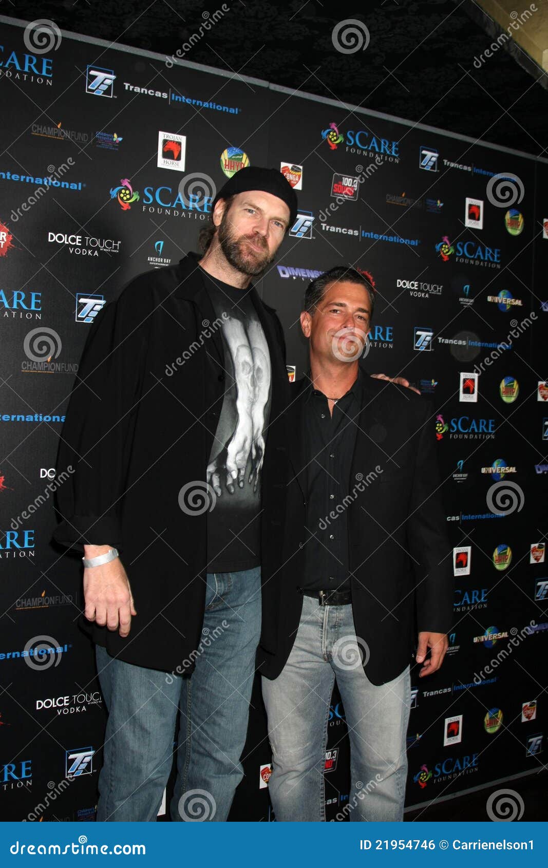 Malek Akkad, Taylor Mane editorial photo. Image of taylor - 21954746