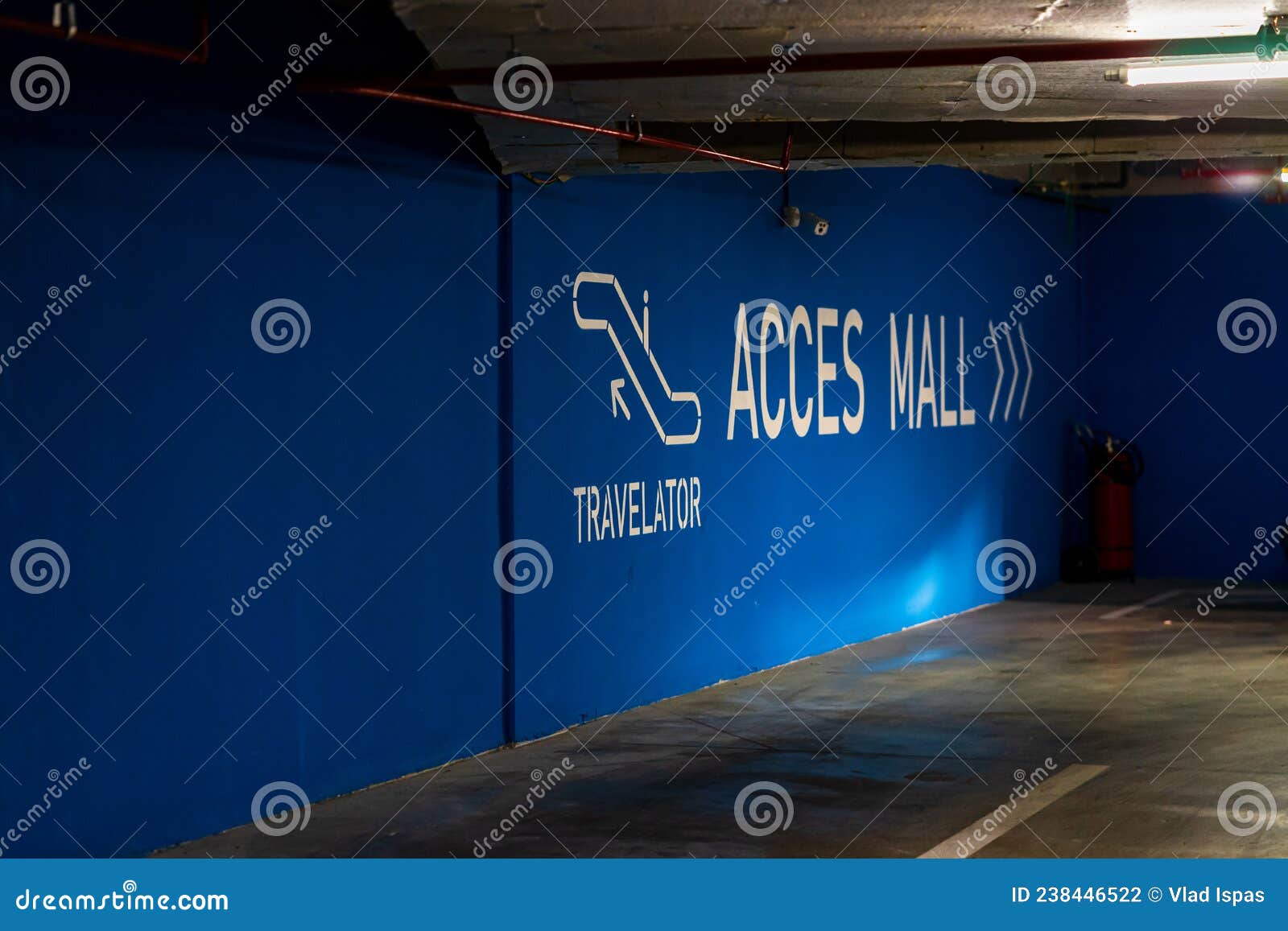 Mall Access Sign. Underground Parking Lot Sign Editorial Photography ...