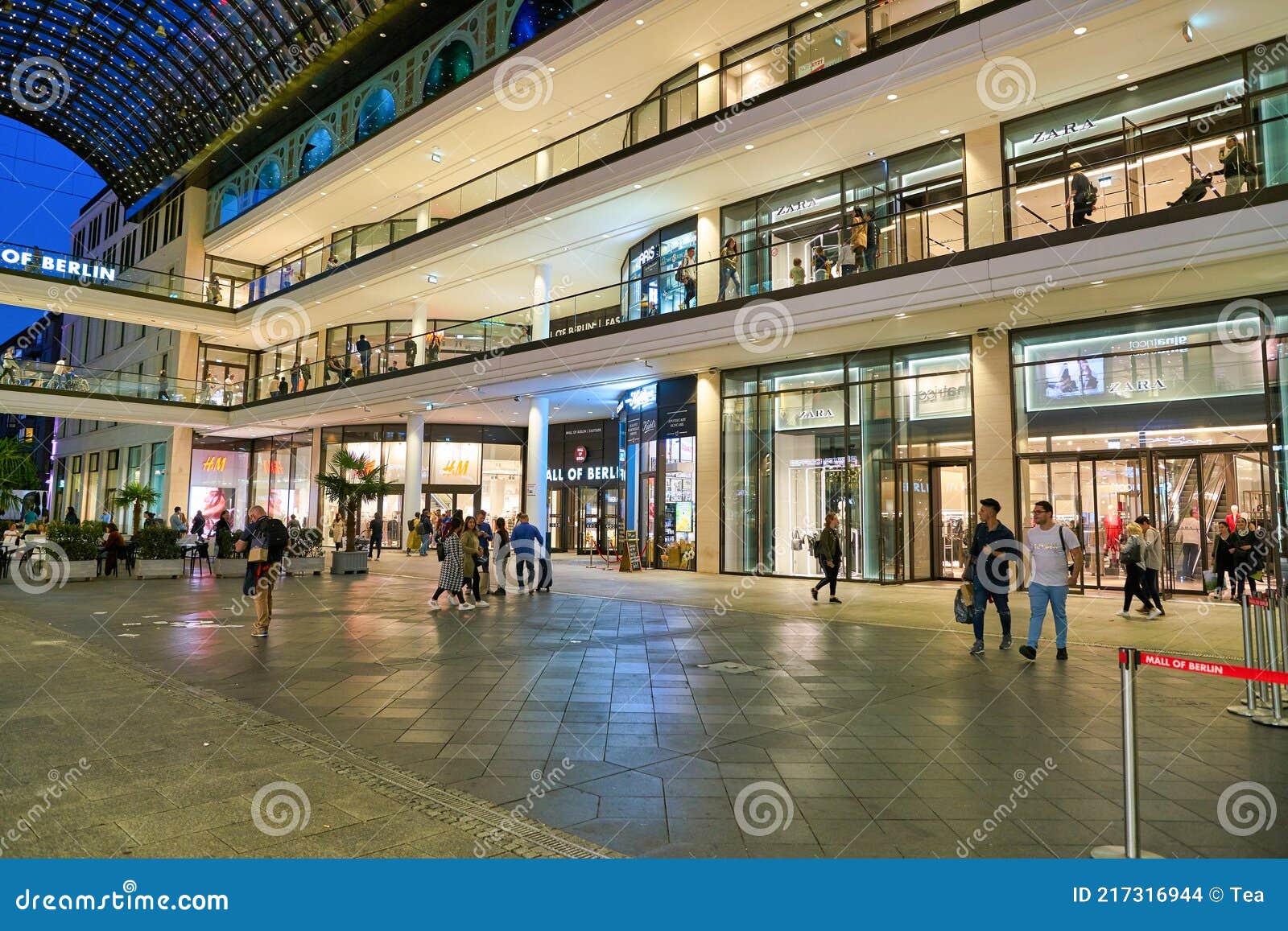 Mall of Berlin editorial stock image. Image of urban - 217316944
