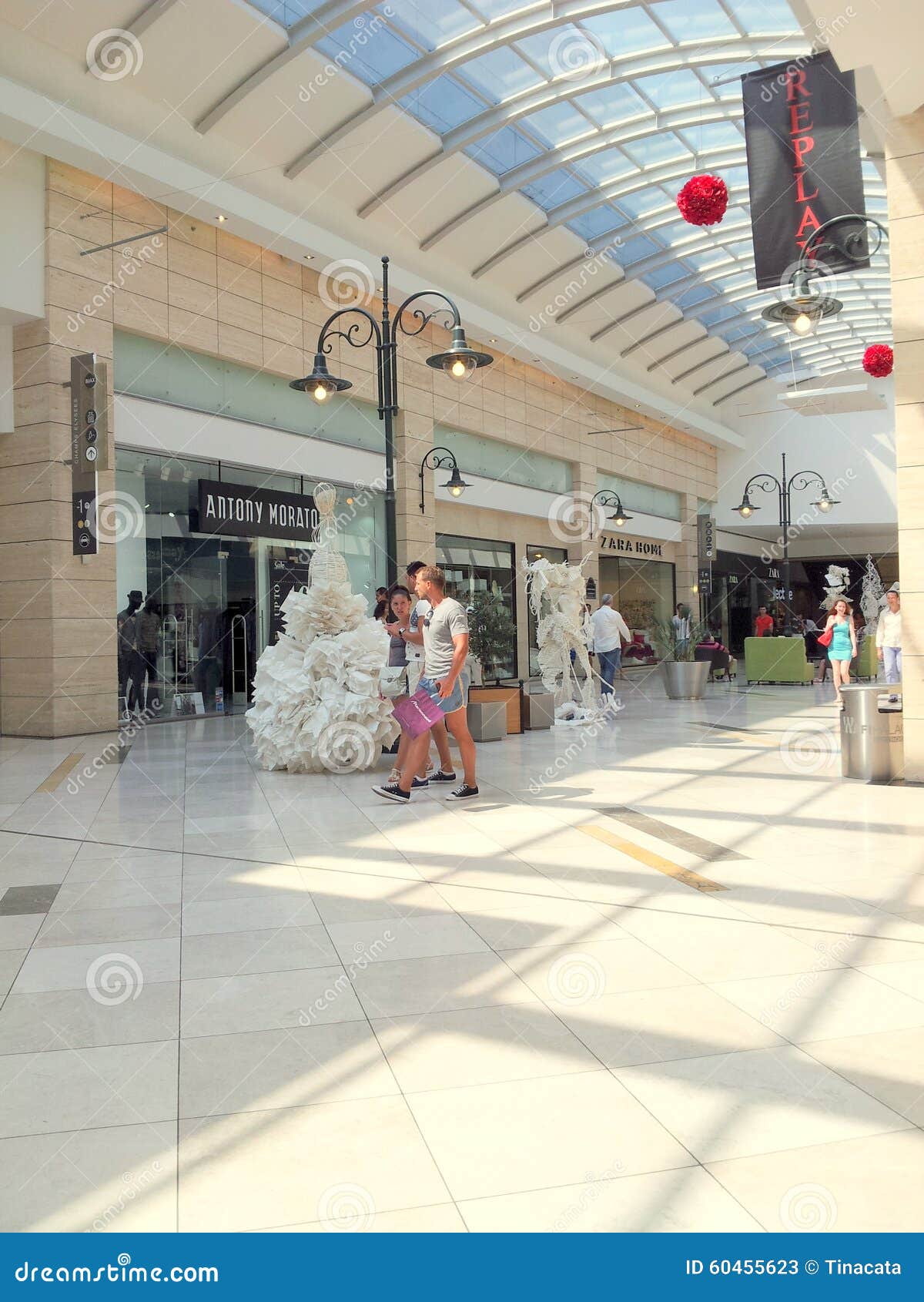 Mall in Bucharest editorial stock photo. Image of inside - 60455623