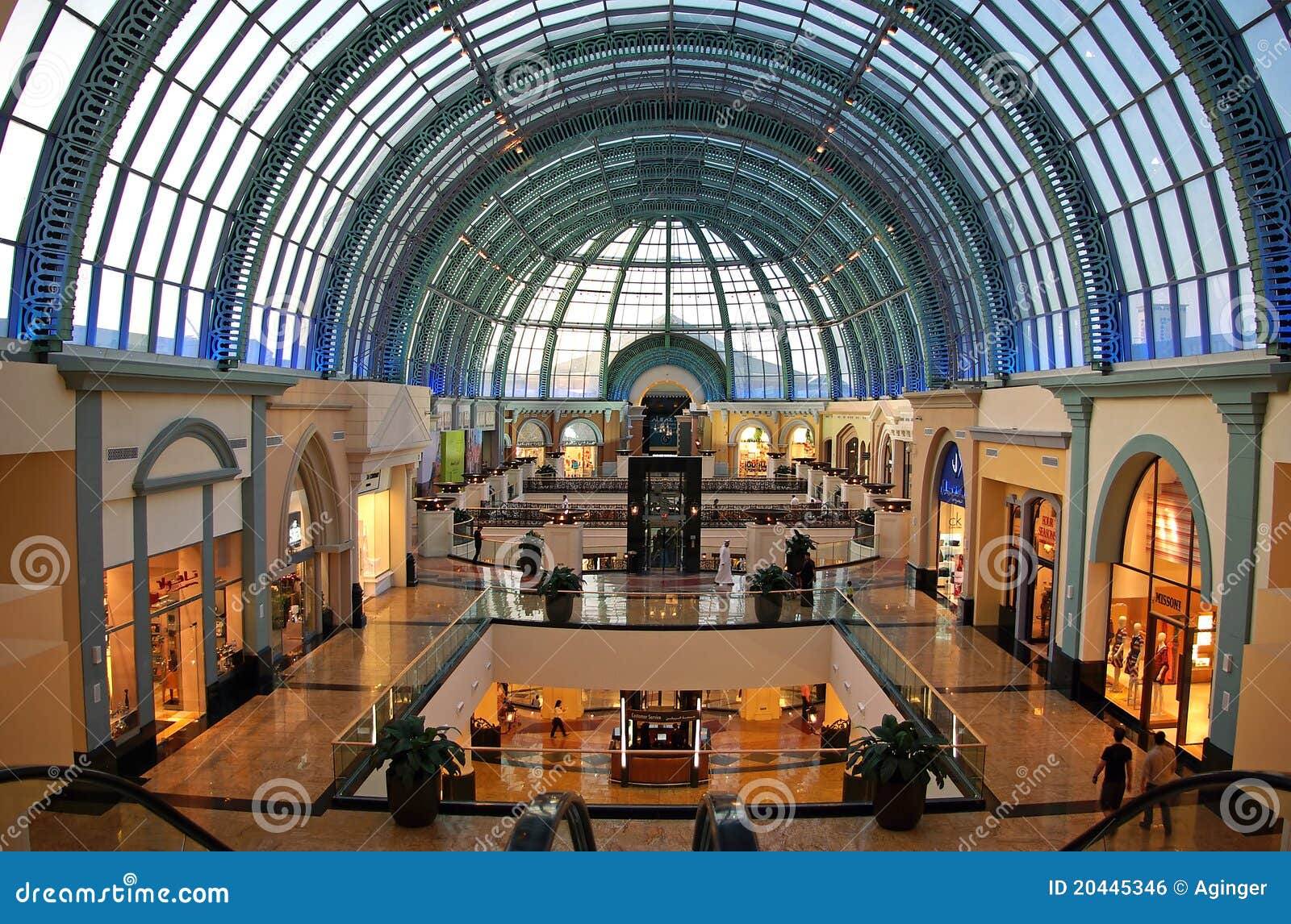 Mall of Emirates editorial photo. Image of crystal, shop - 20445346