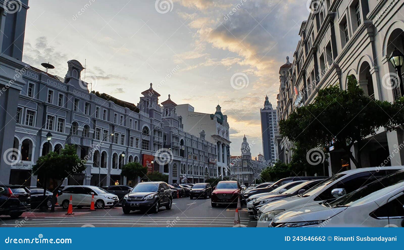 Mall of Indonesia Area editorial photography. Image of town - 243646662