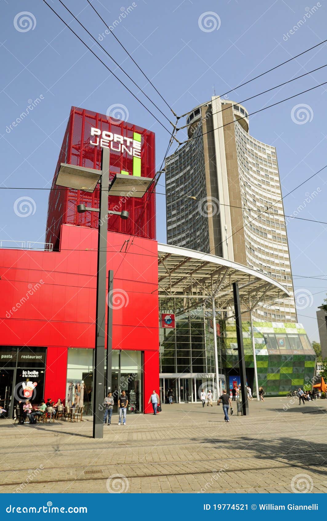 Mall in Mulhouse (France) editorial photo. Image of jeune - 19774521