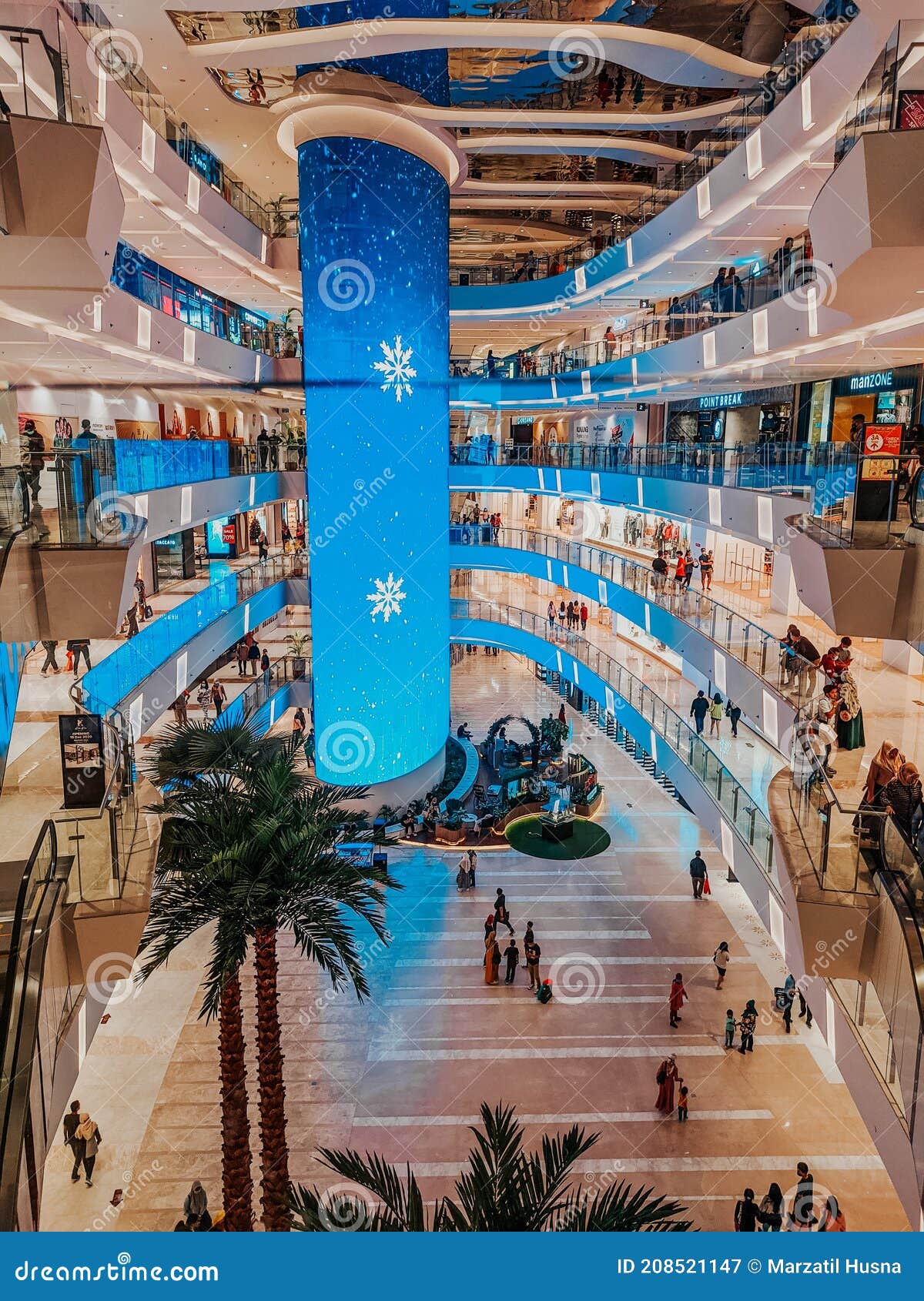 Mall when new normal 2020 editorial photography. Image of downtown ...