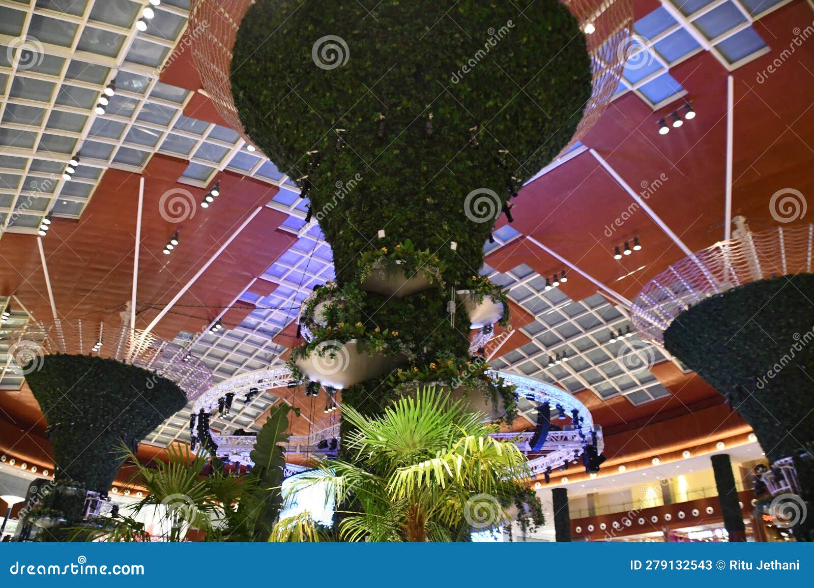 Mall of Qatar in Doha, Qatar Editorial Stock Photo - Image of design ...