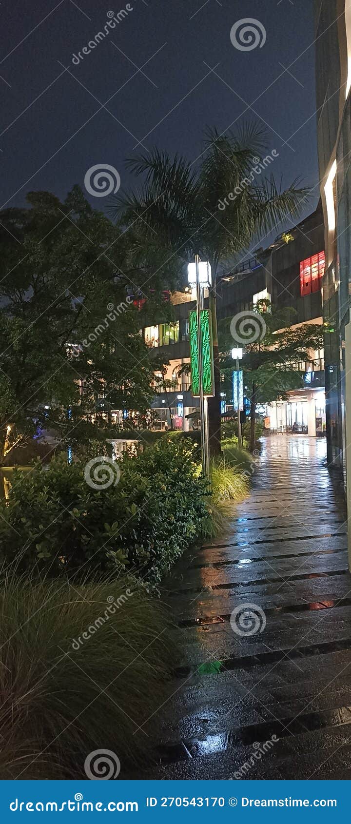 Mall senayan park, jakarta editorial image. Image of town - 270543170