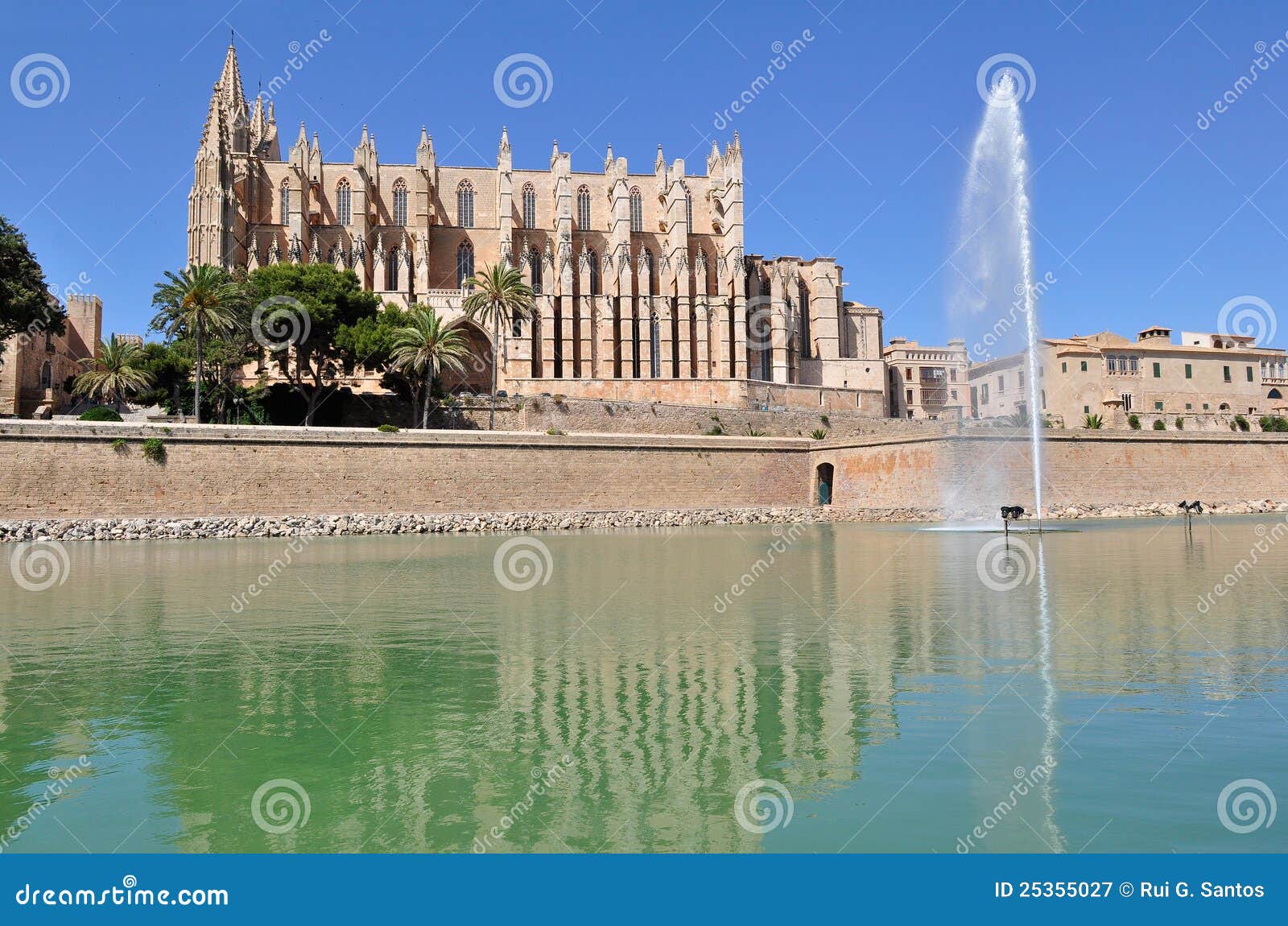 Mallorca Cathedral stock image. Image of chapel, cityscape - 25355027
