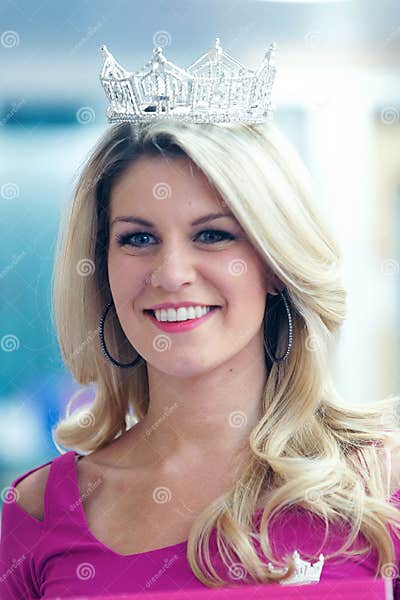 Mallory Hagan editorial image. Image of gorgeous, smiling - 29389100