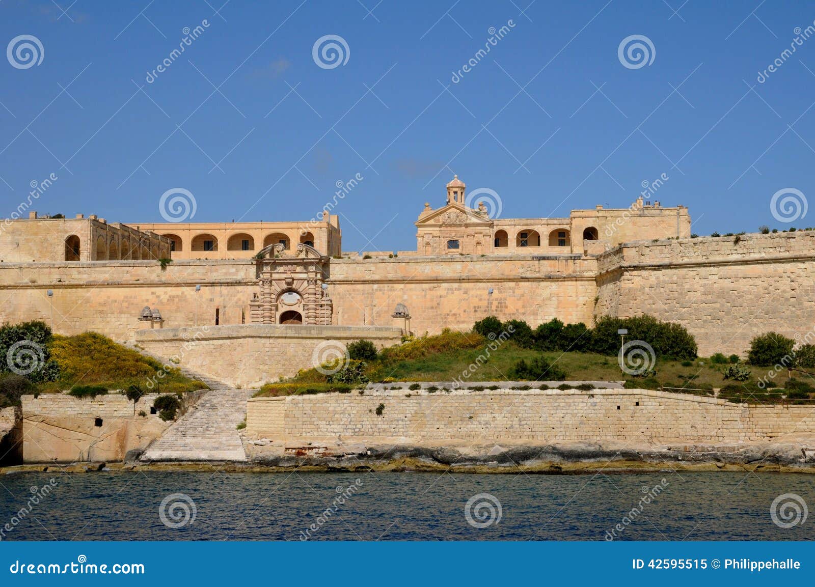 Malta, the Picturesque Bay of Valetta Editorial Image - Image of fort ...