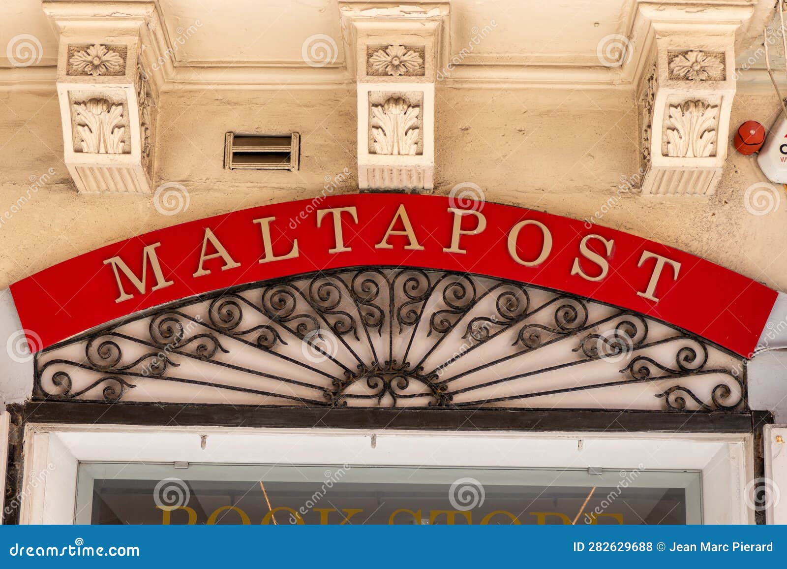 Malta Valletta Poste Malta Afficher Le Logo Du Bureau De Poste Malta ...