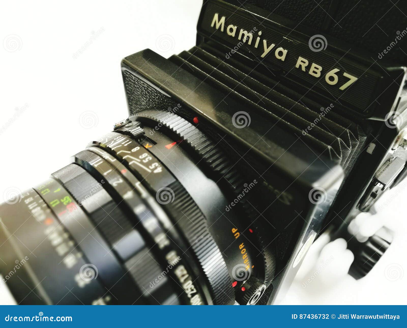 Mamiya Camera editorial photography. Image of photograph - 87436732
