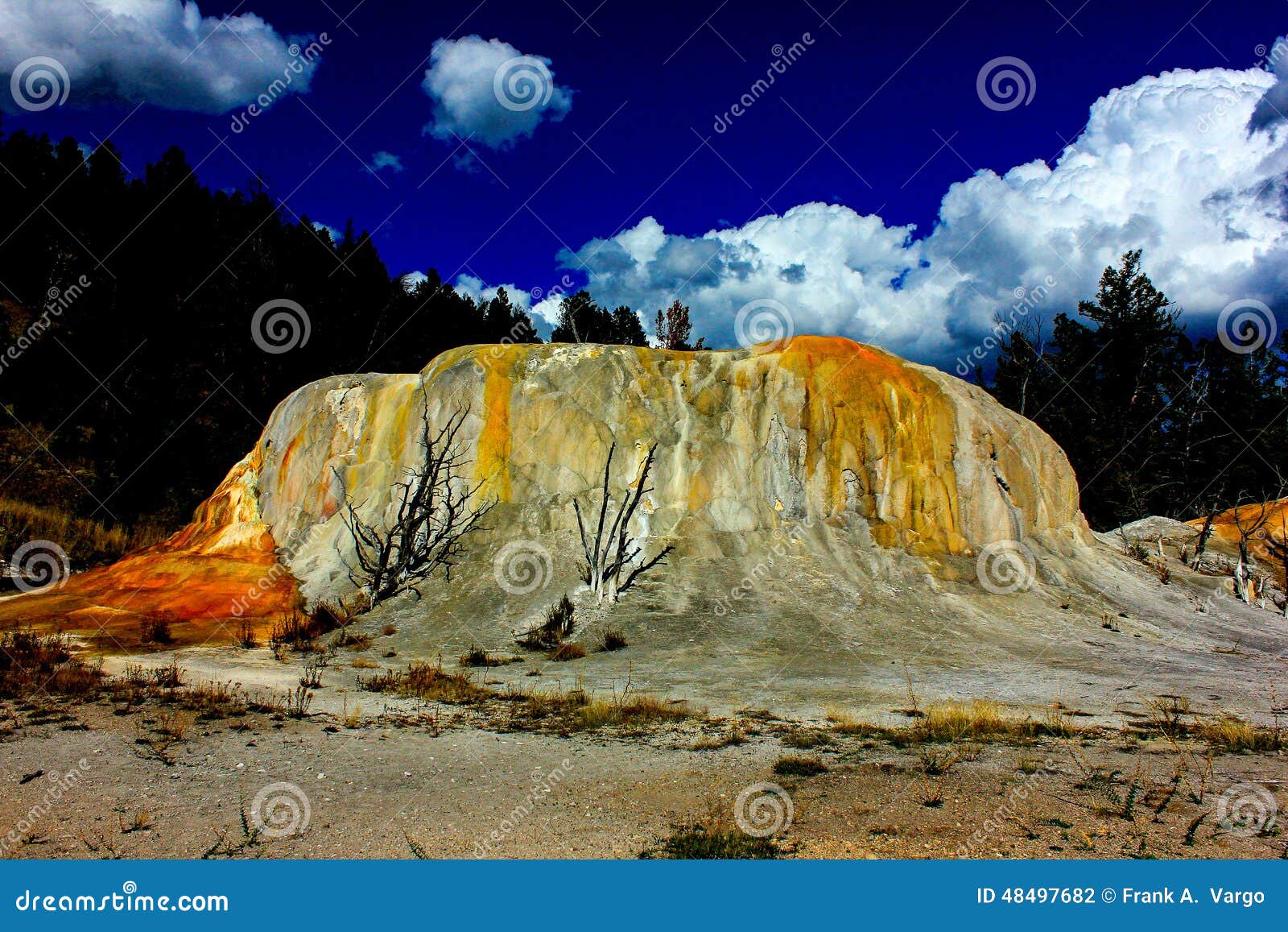 The Mammoth Mound stock photo. Image of hills, nationalparks - 48497682