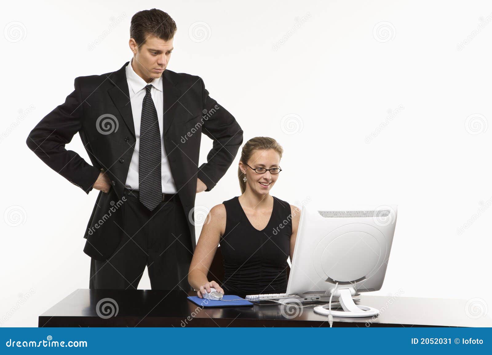 Man Achter Vrouw Bij Computer Stock Afbeelding - Image of wijfje ...
