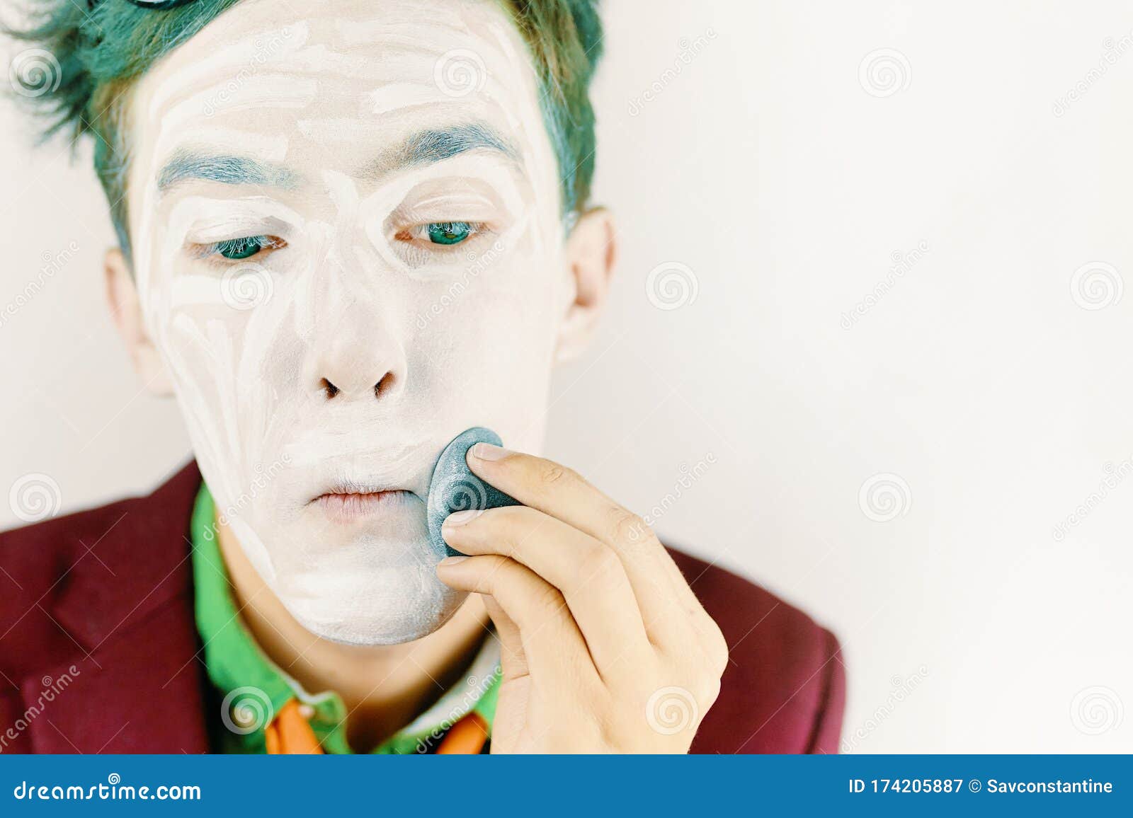 Man apply makeup. stock image. Image of expression, beauty - 174205887