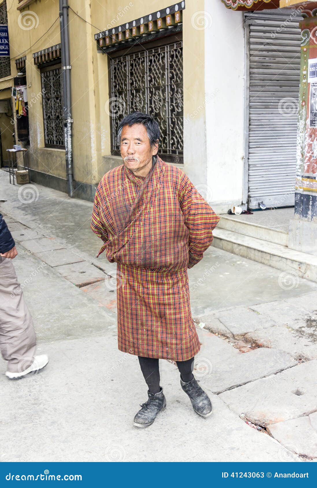 Man in bhutanese costume editorial stock photo. Image of people - 41243063