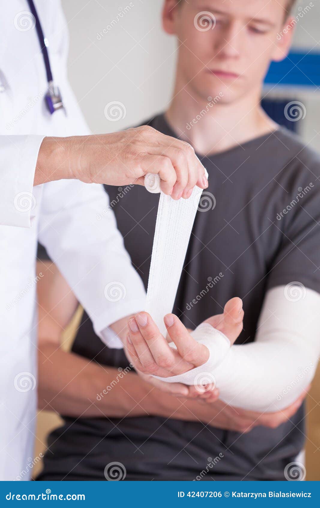Man with broken hand stock photo. Image of doctor, medical - 42407206