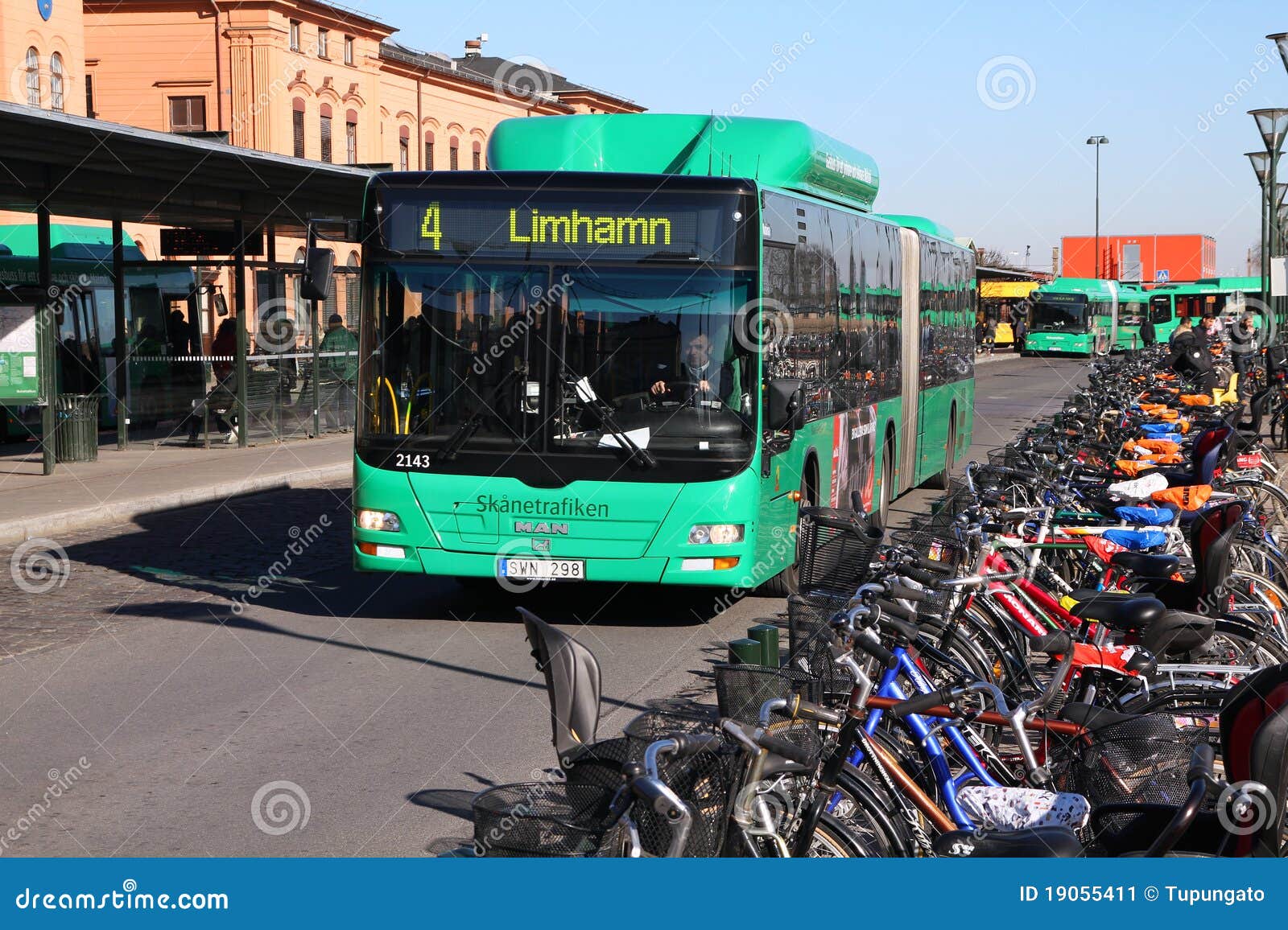 Man bus in Malmo editorial photo. Image of brand, skanetrafiken - 19055411