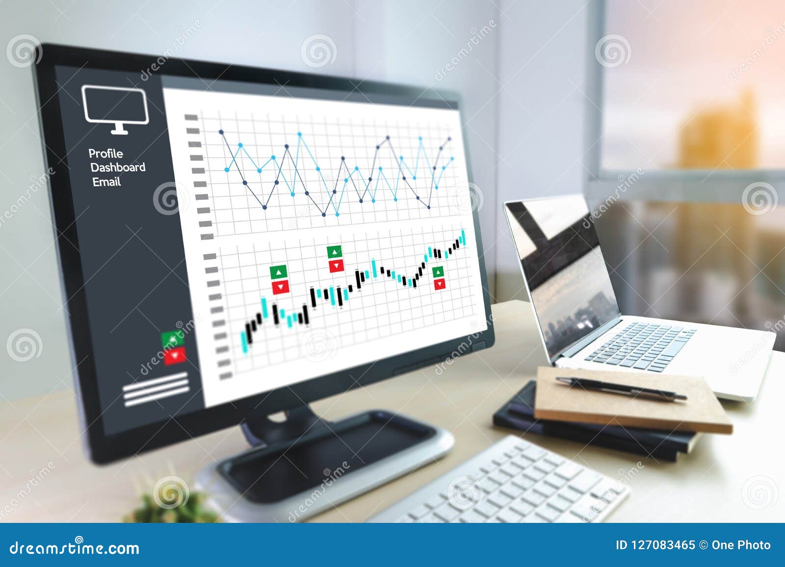 Man Business Analytics and Financial Business Finances and Accounting ...