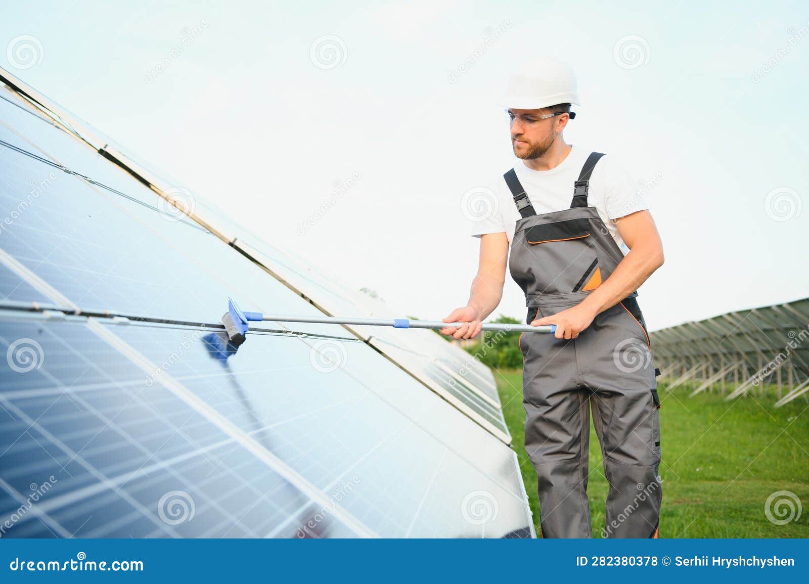 Man Cleaning, Solar Power Washing Stock Illustration - Illustration of ...