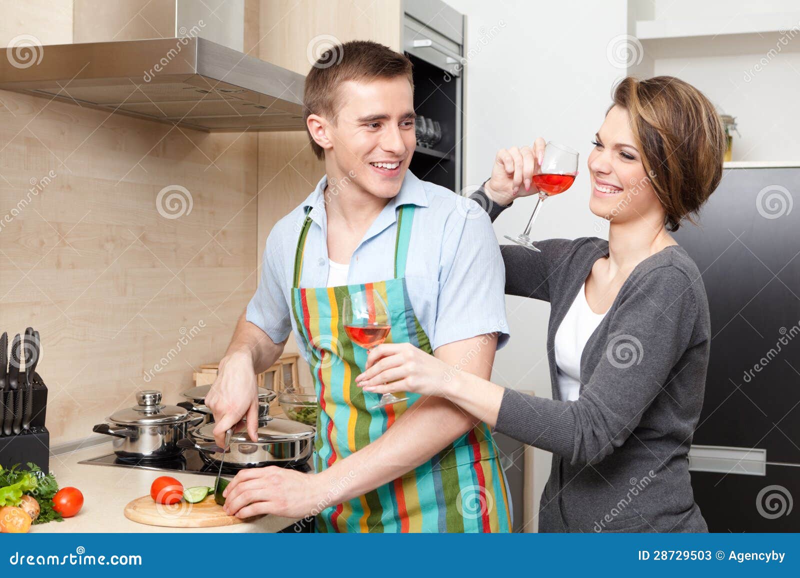 Man cooks dinner stock image. Image of brunette, chop - 28729503