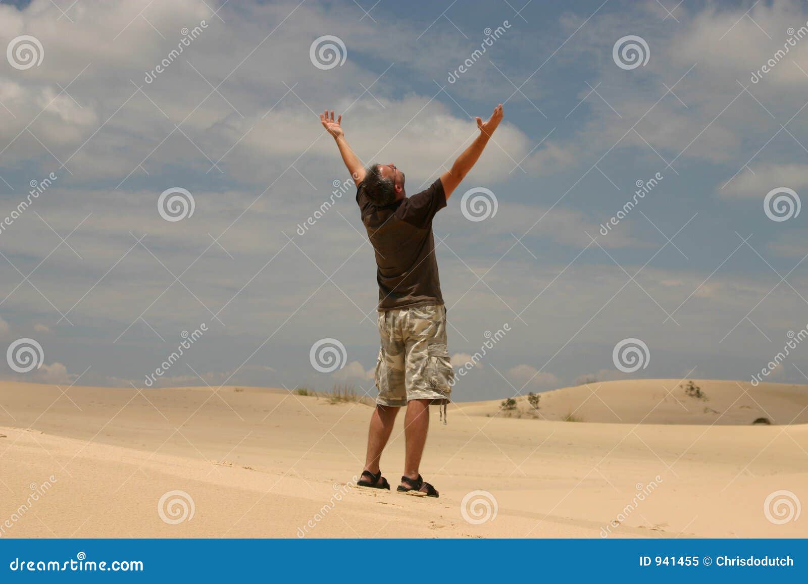 Man in desert stock image. Image of shirt, shadow, hand - 941455