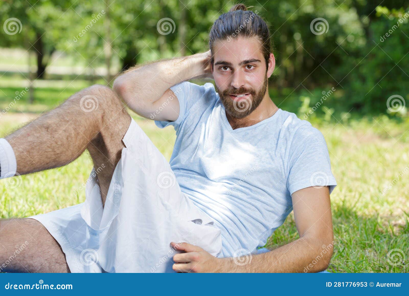 Man doing cross abdominal stock image. Image of personal - 281776953