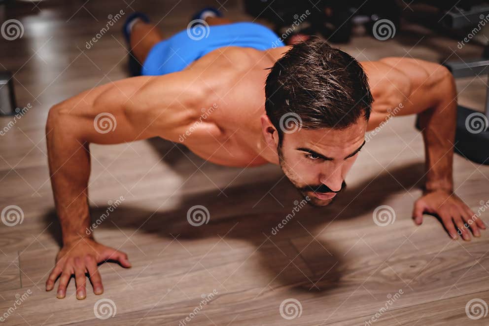 Man doing push ups stock photo. Image of lifestyle, muscle - 73867568