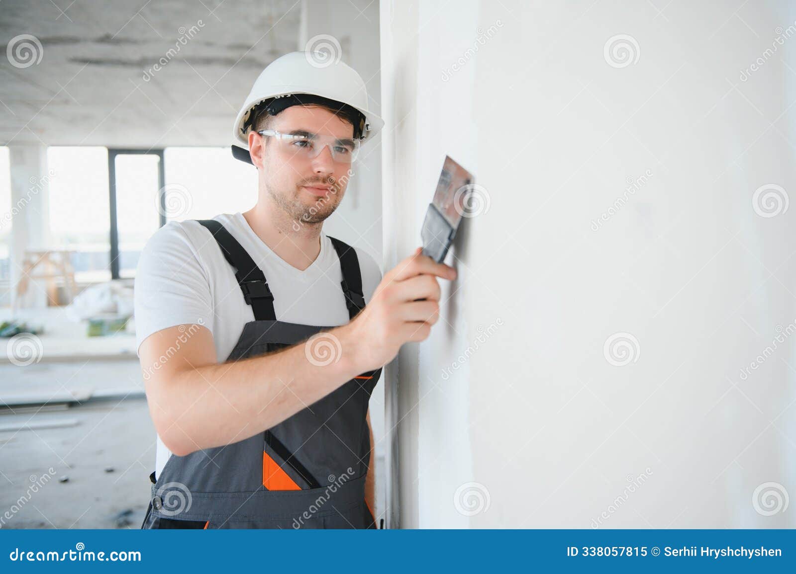 Man Drywall Worker Using Trowel for Plasterer Putting Stucco on ...