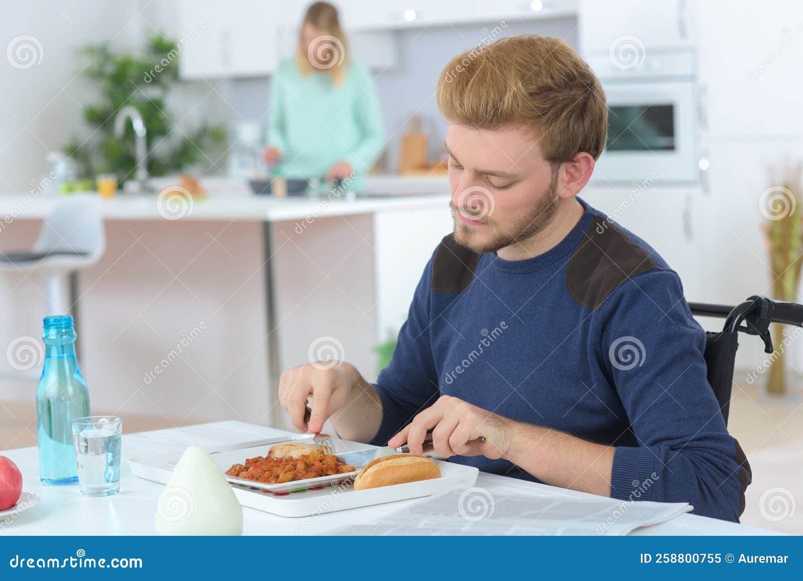 Man eating lunch at home stock image. Image of open - 258800755