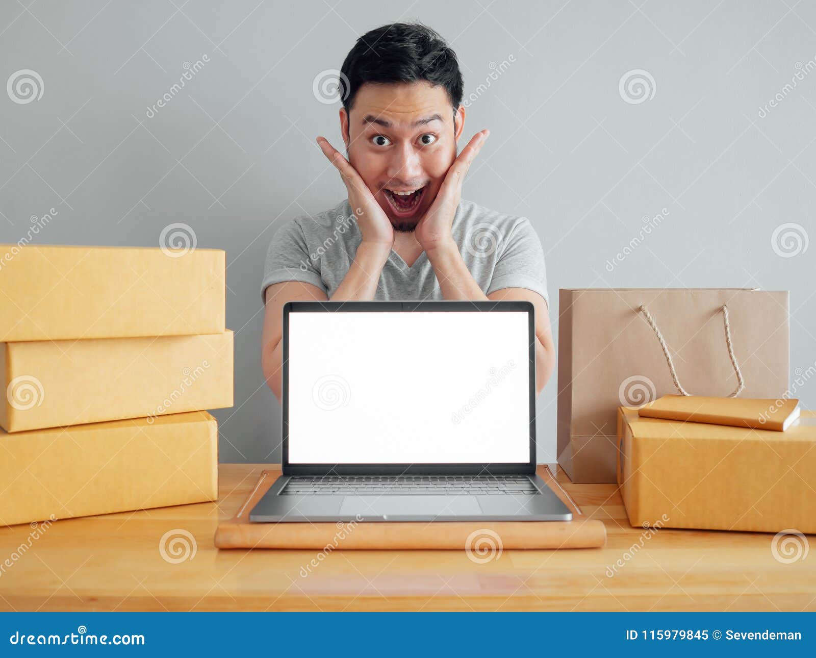 3,143 Sales Order Computer Stock Photos - Free & Royalty-Free Stock ...