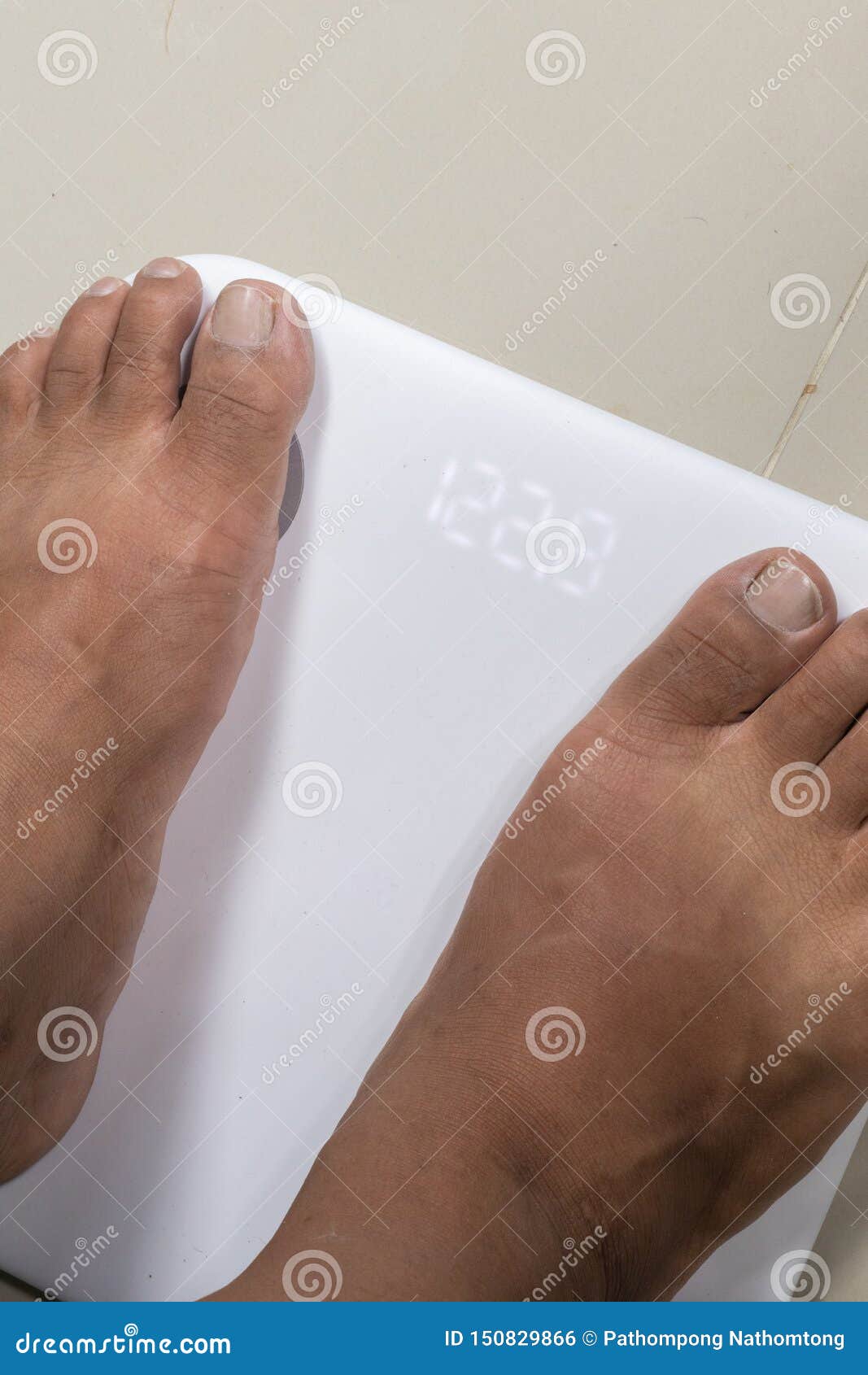 Man Feet and Digital Smart Scale Stock Photo - Image of healthy, home ...