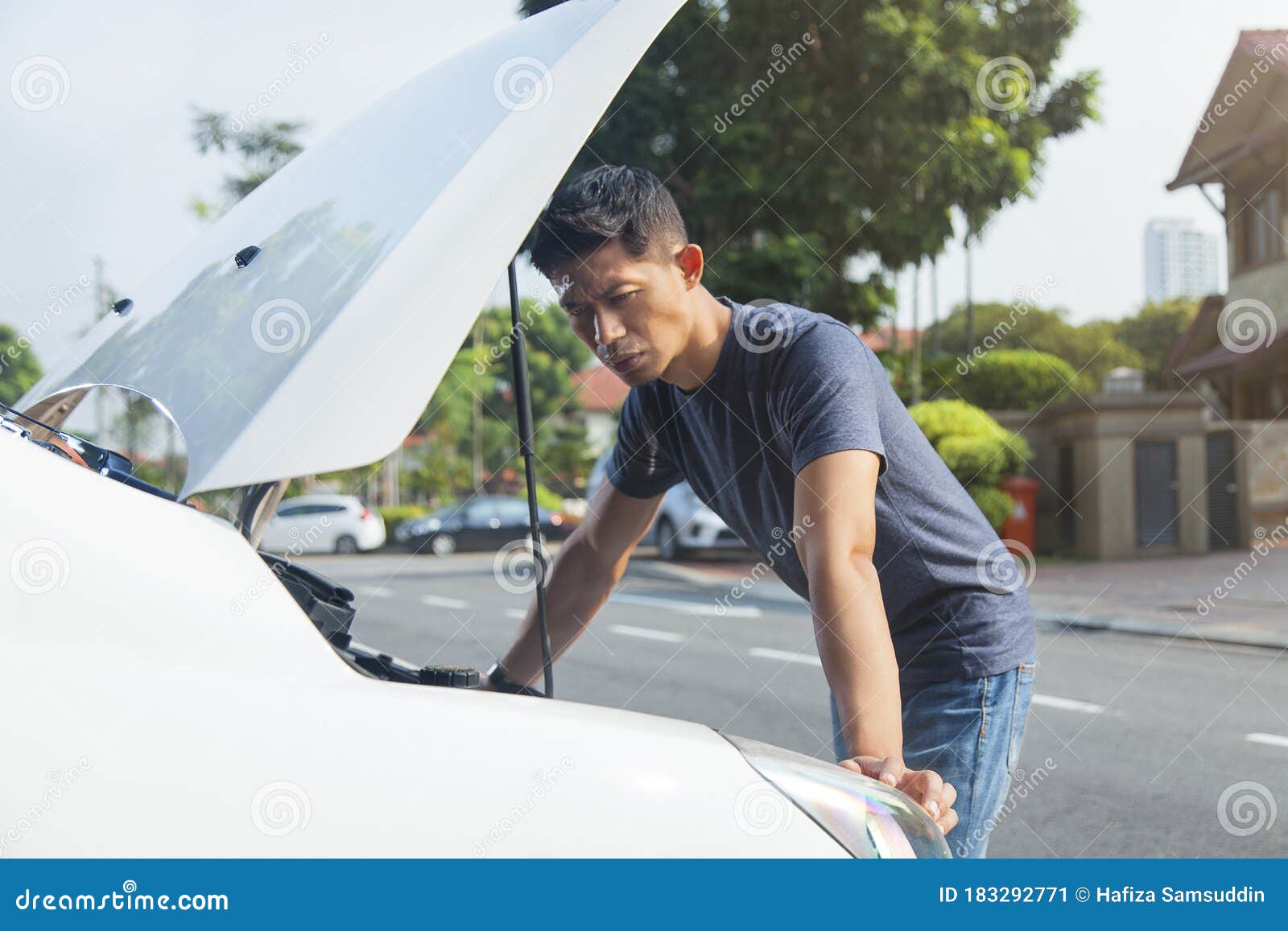 Man fixing a car stock image. Image of opening, mechanic - 183292771
