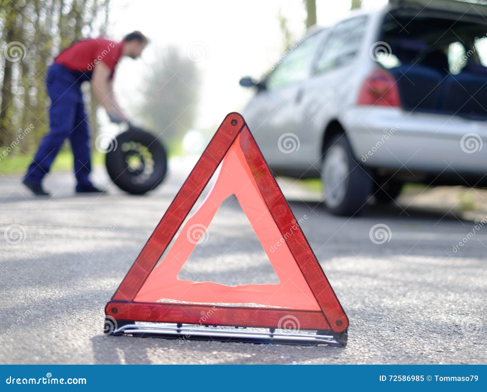 Man fixing a car problem stock image. Image of people - 72586985