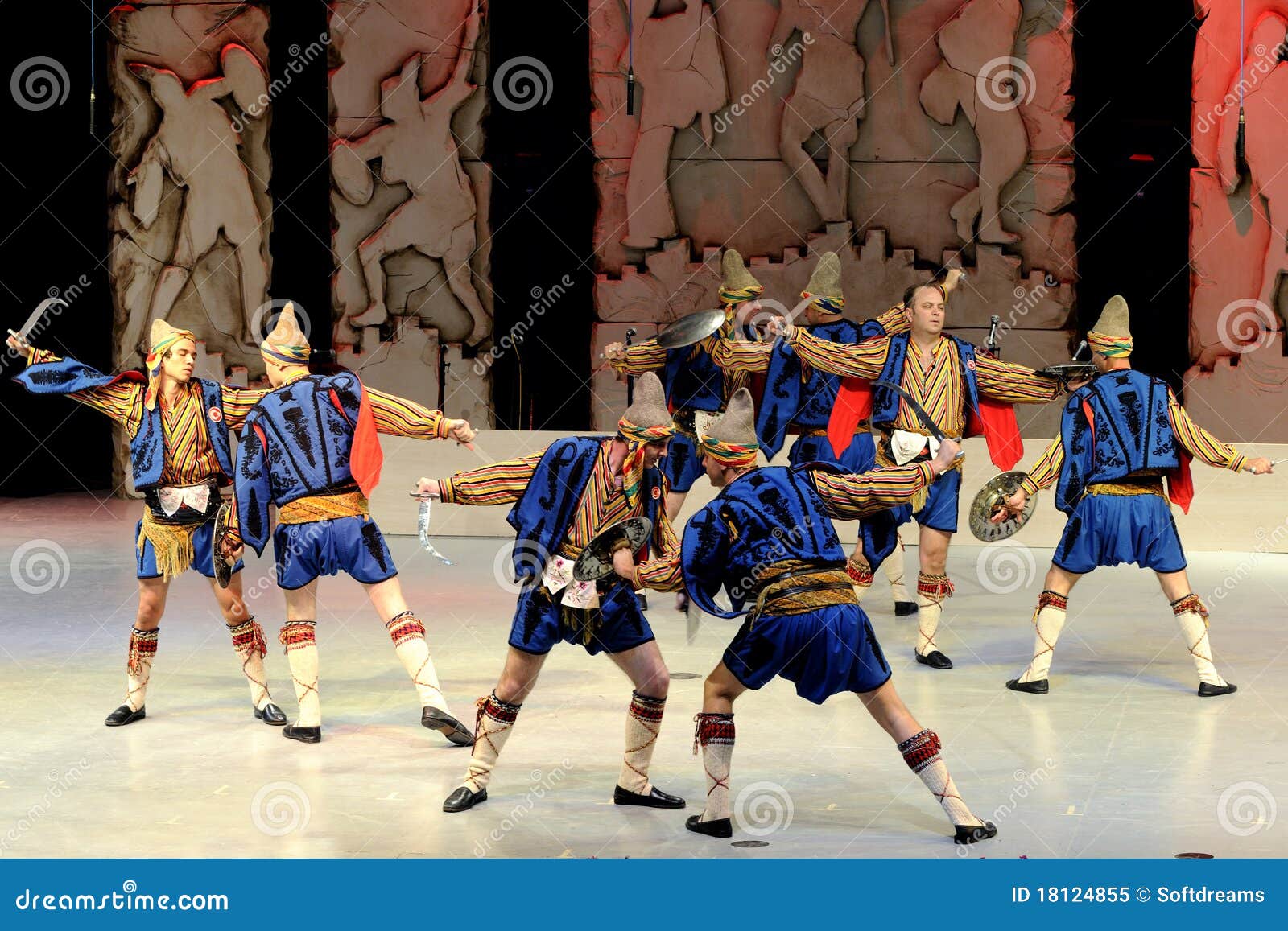 Man folk dance performance editorial image. Image of dancer - 18124855