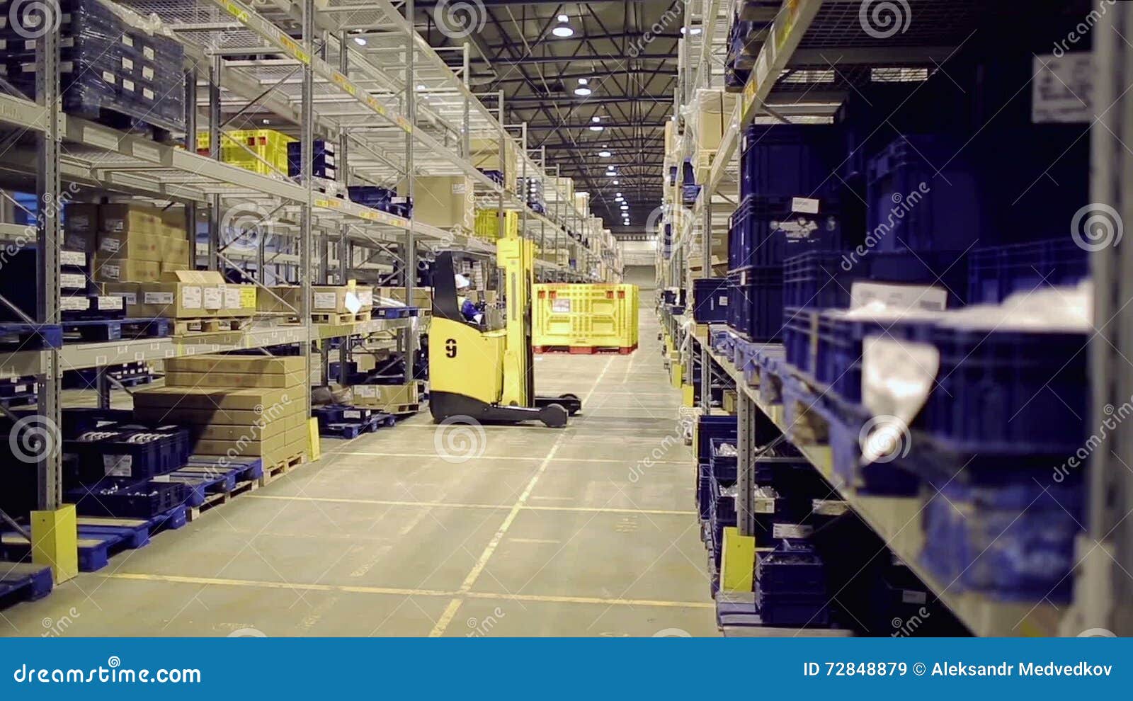 Box Loading Machine Stock Footage & Videos - 653 Stock Videos