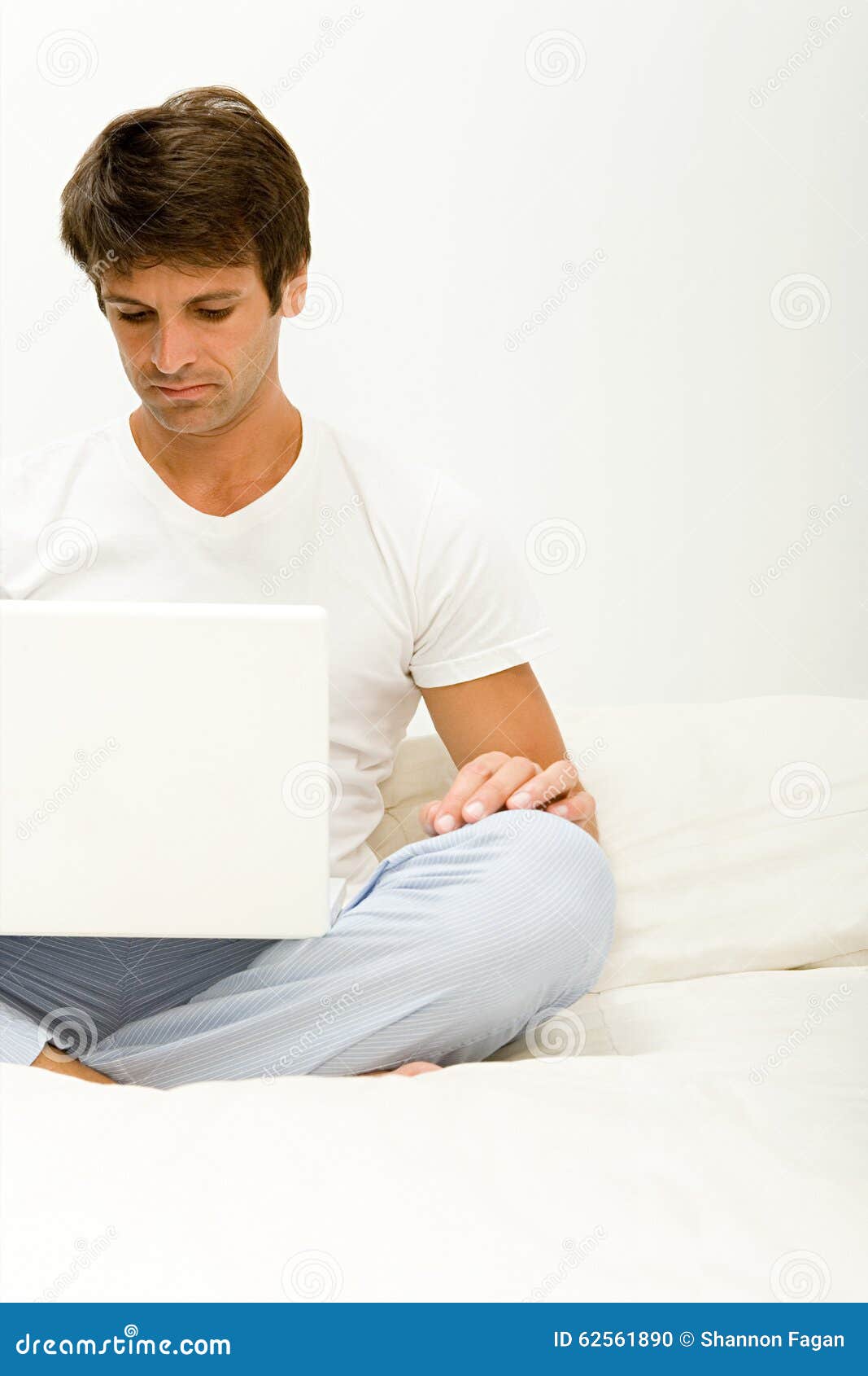 Man Frowning at Laptop Computer Stock Photo - Image of latino ...