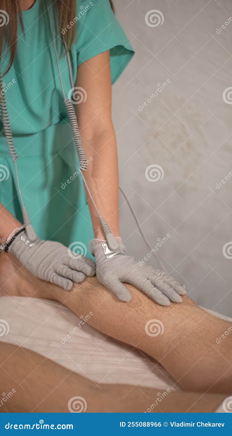 Man getting a massage stock photo. Image of procedure - 255088966