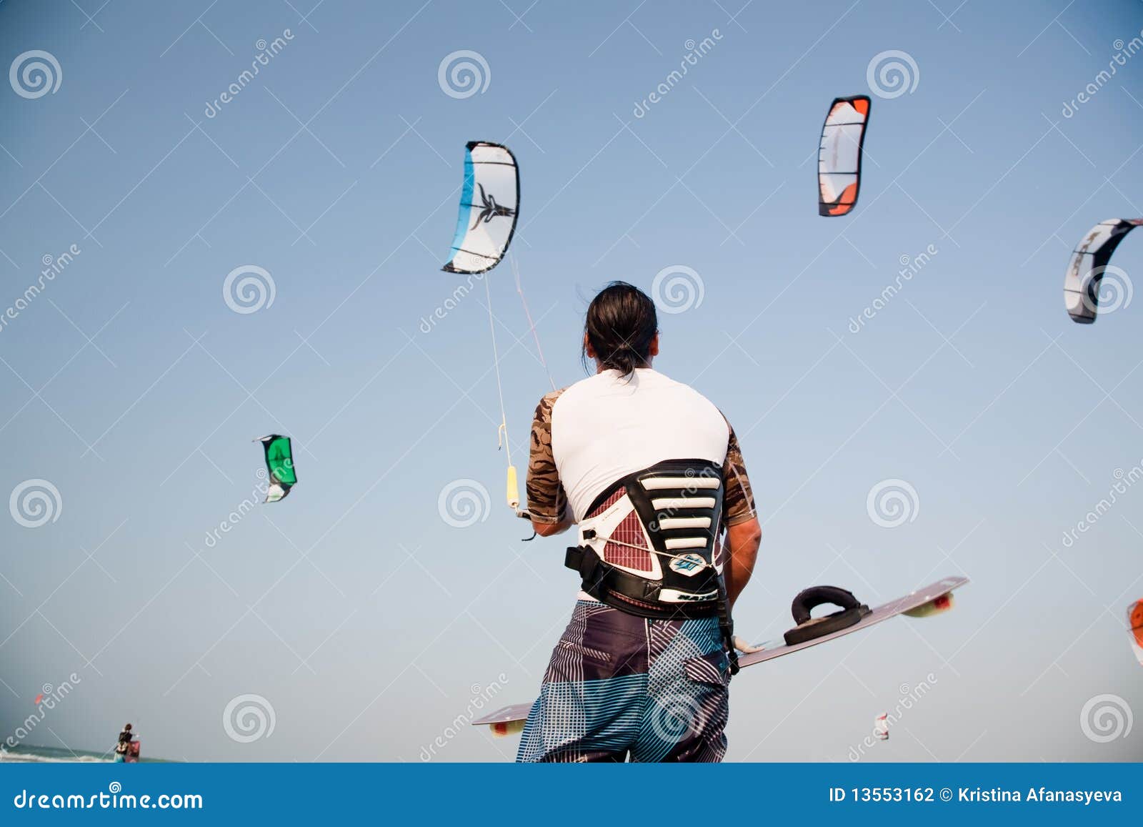 Man with Kite editorial photography. Image of activity - 13553162