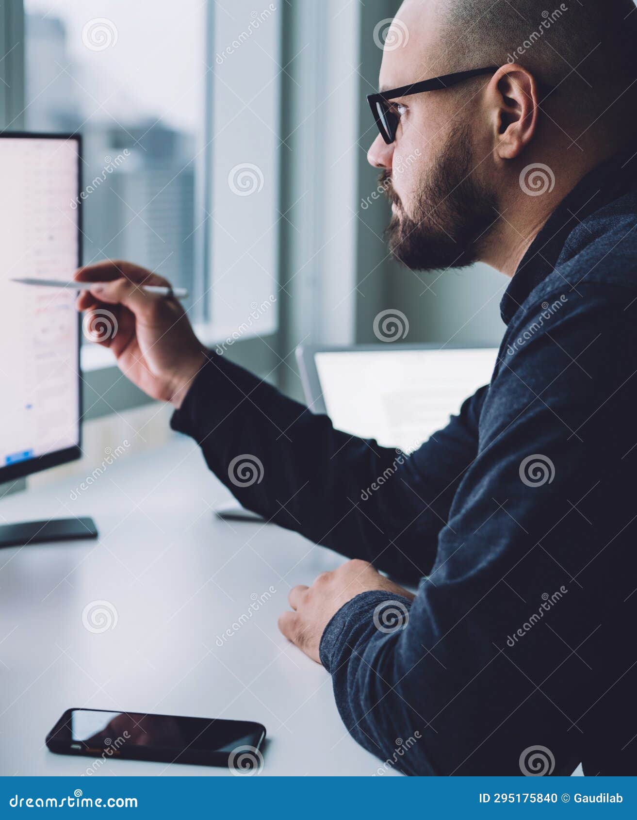 Man Looking at Graph on Computer Stock Photo - Image of modern ...