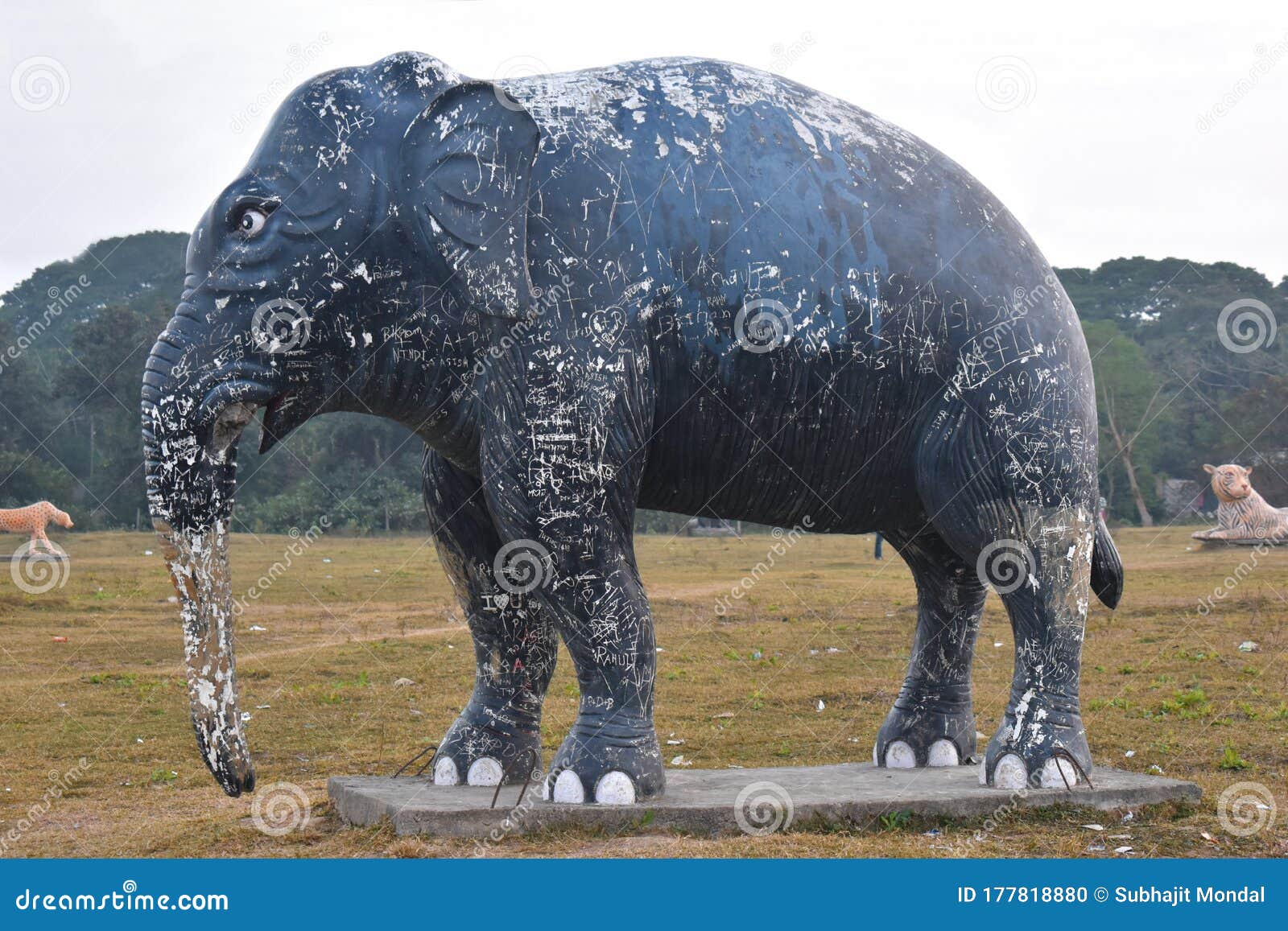 Man Made Elephant Structure in a Park Editorial Image - Image of young ...