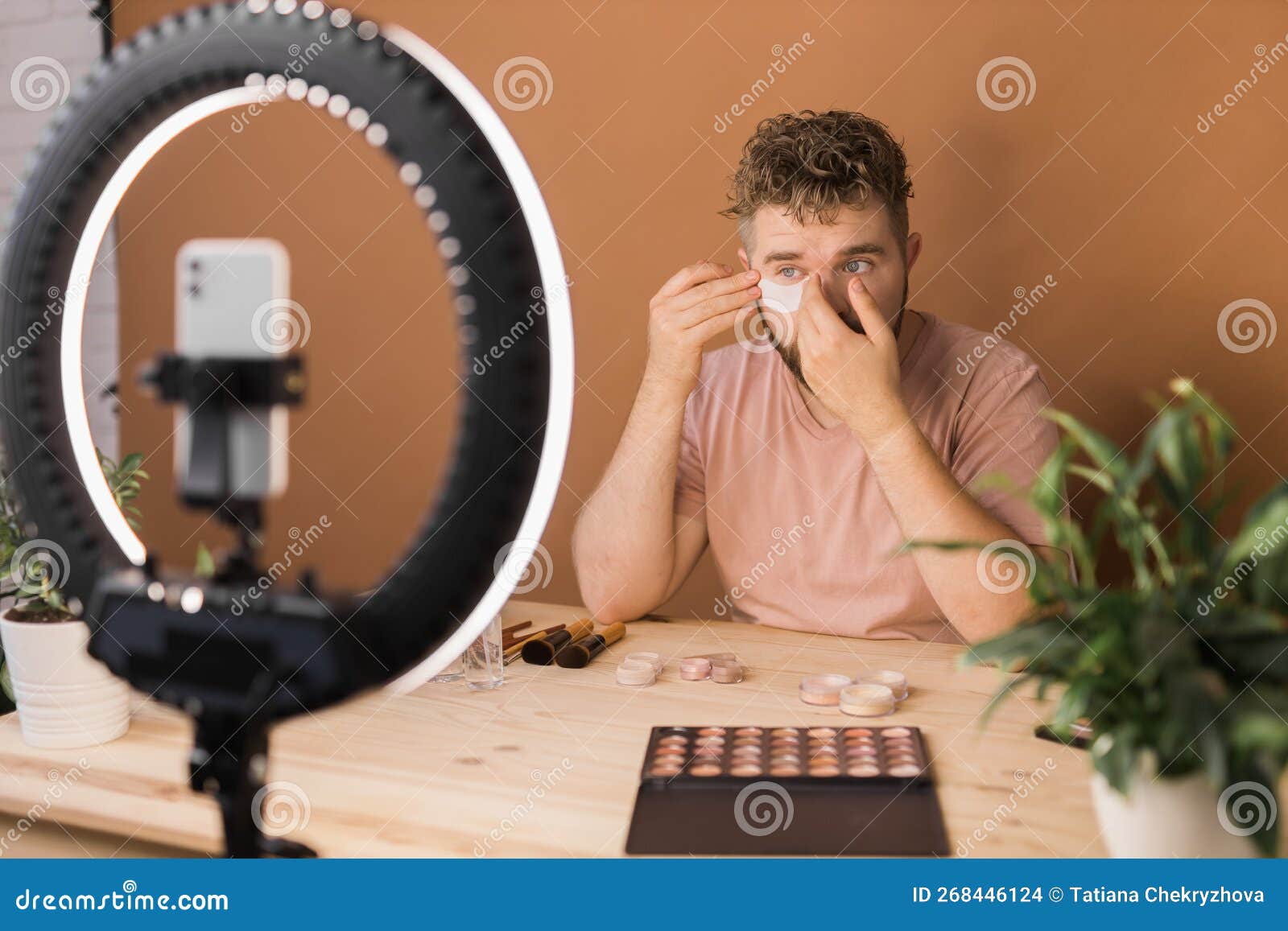 Man Make Up Vlogger Recording Broadcast about Cosmetics and Tutorials ...